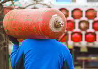 How To Safely Store Oxygen Cylinders In The Workplace
