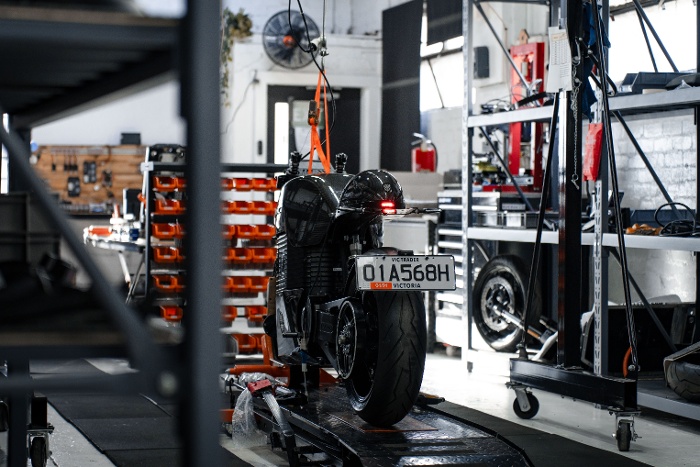 Savic Electric Motorcycle Workshop Safety: Protecting Innovation