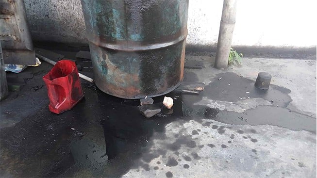 First Steps to Take When Dealing with a Minor Chemical Spill