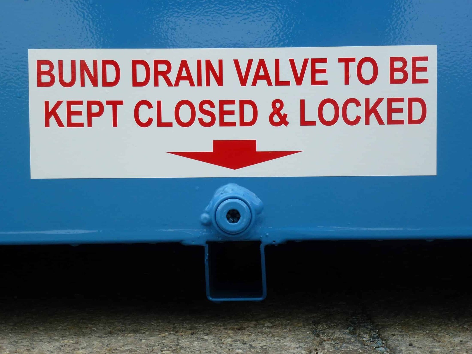 Tips for Safer Outdoor Dangerous Goods Storage