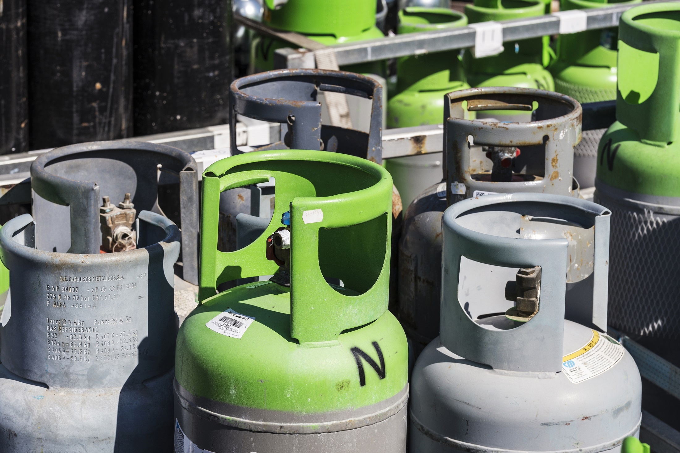 Managing Risk in Workplaces with Gases Stored in Cylinders